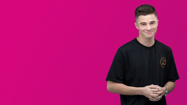 player - Channel 4 FM 104.8